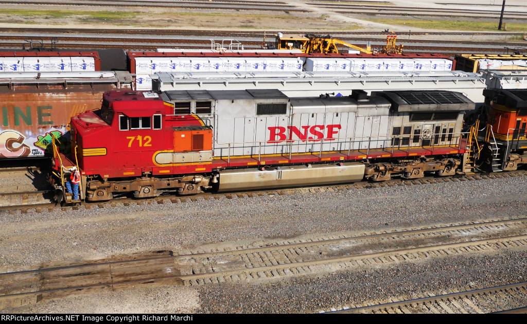 BNSF 712